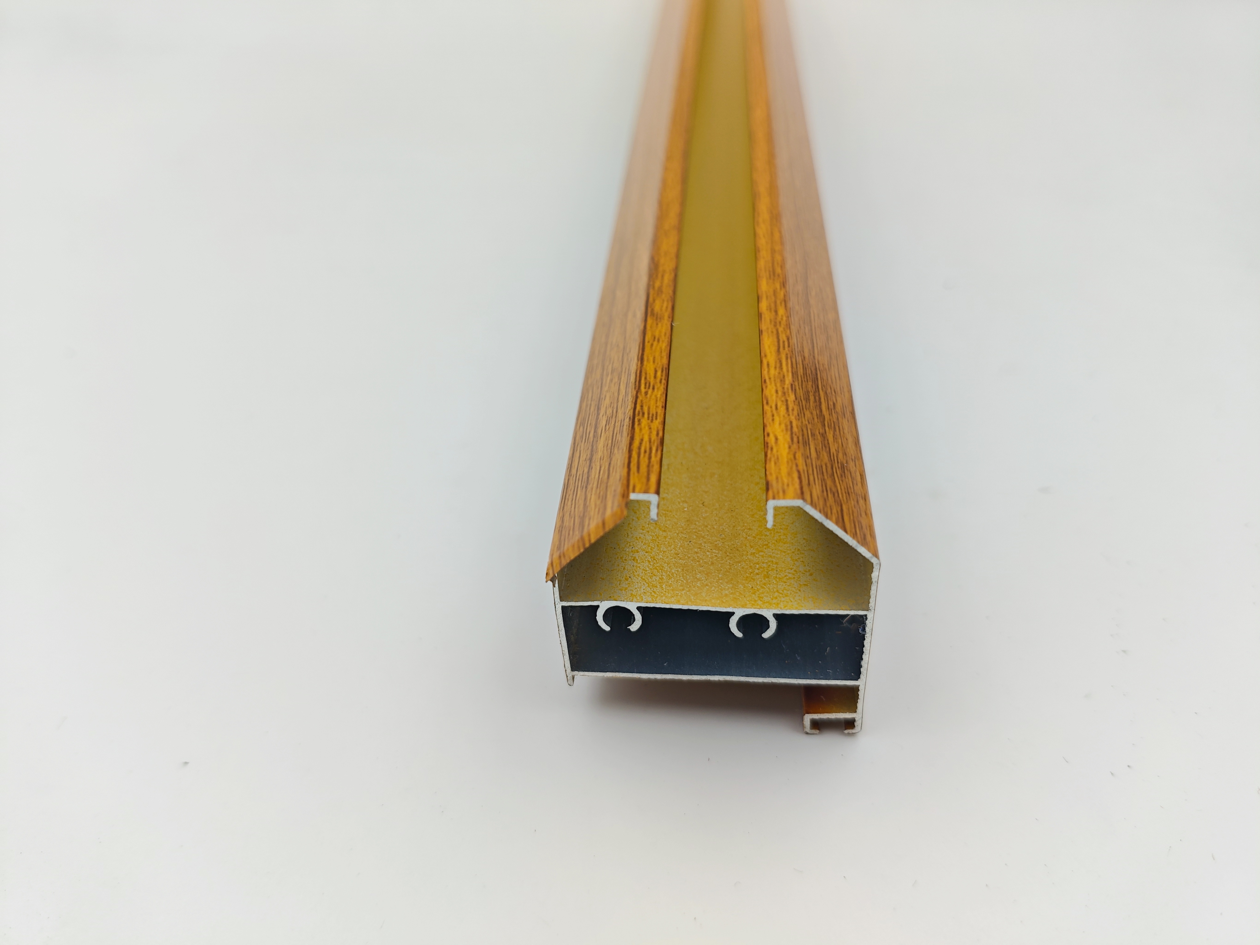 Waterproof 6000 Series Wood Grain Aluminium Profile For Windows And Doors